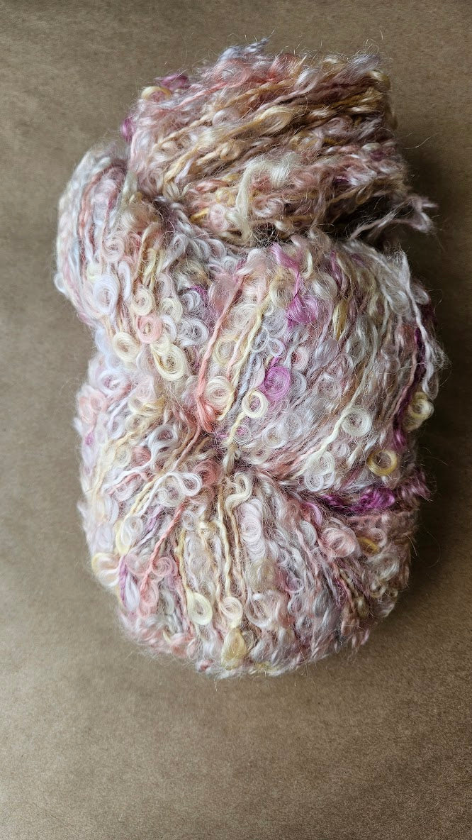 Loopy - Loop boucle mohair – Koigu Canada Studio Loopy - Loop boucle mohair – Koigu Canada Studio