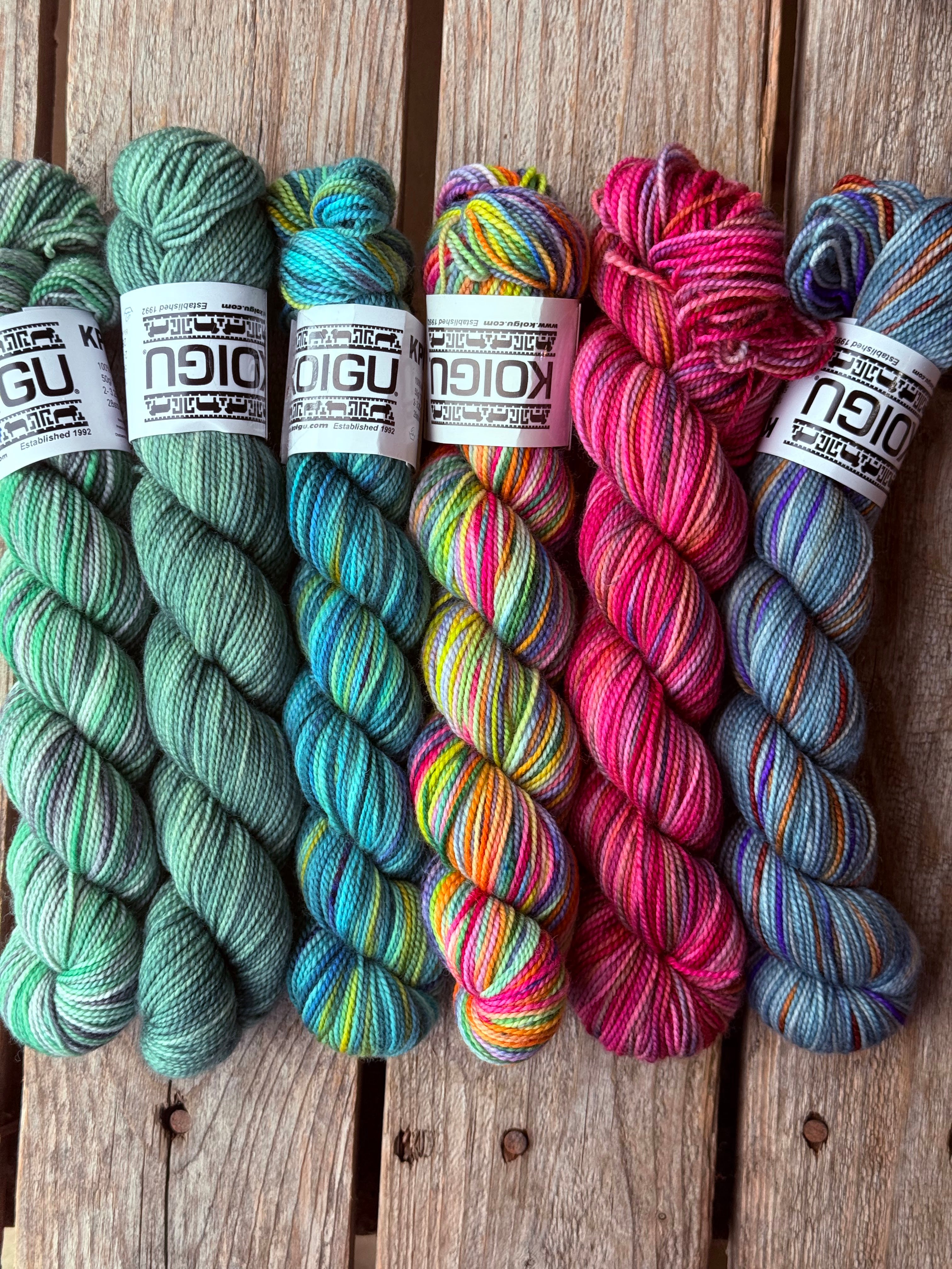 KPPPM Holiday Bundles – Koigu Canada Studio